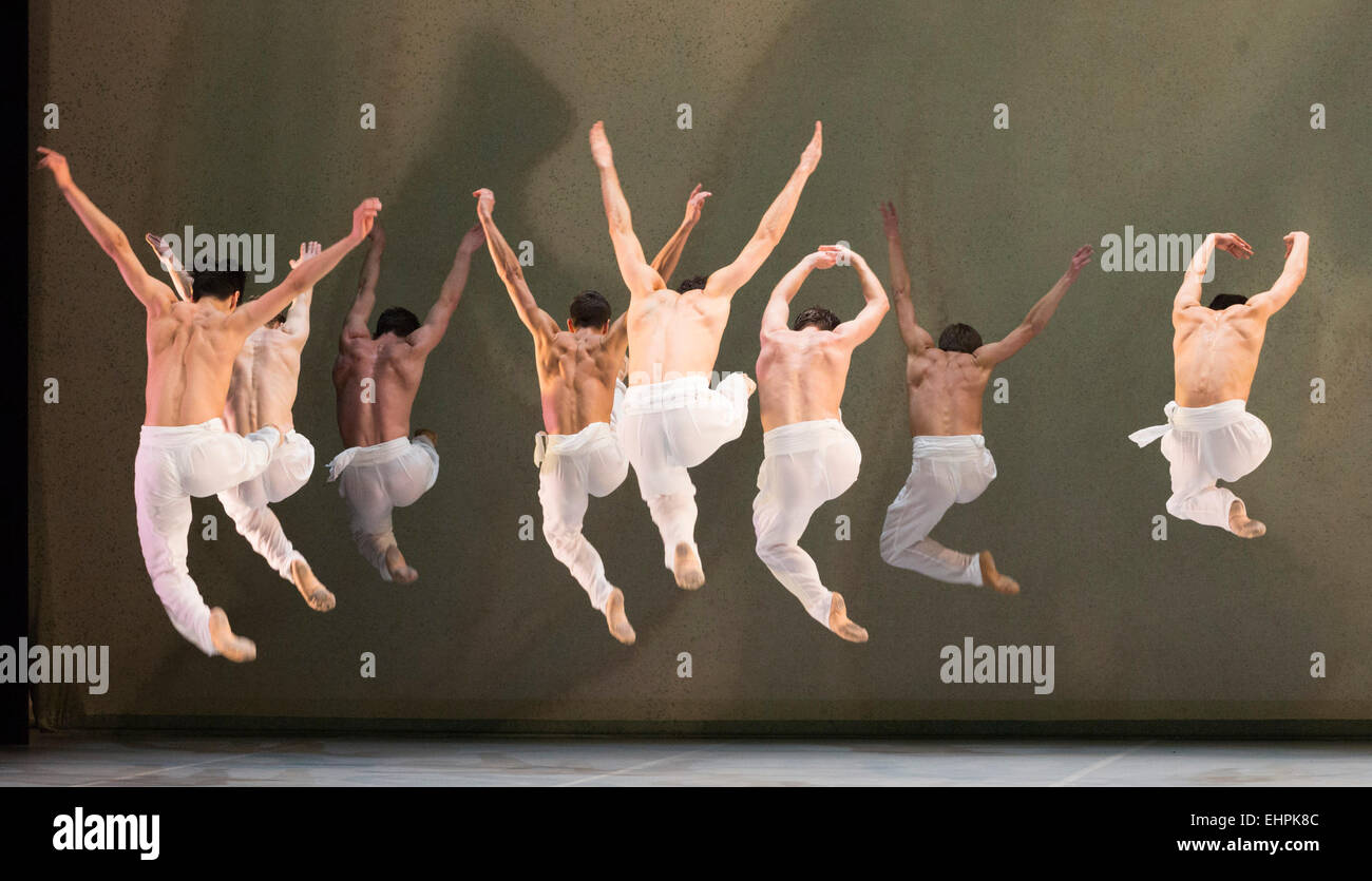 09/03/2015. London, England. Pictured: Spring and Fall, choreography by ...