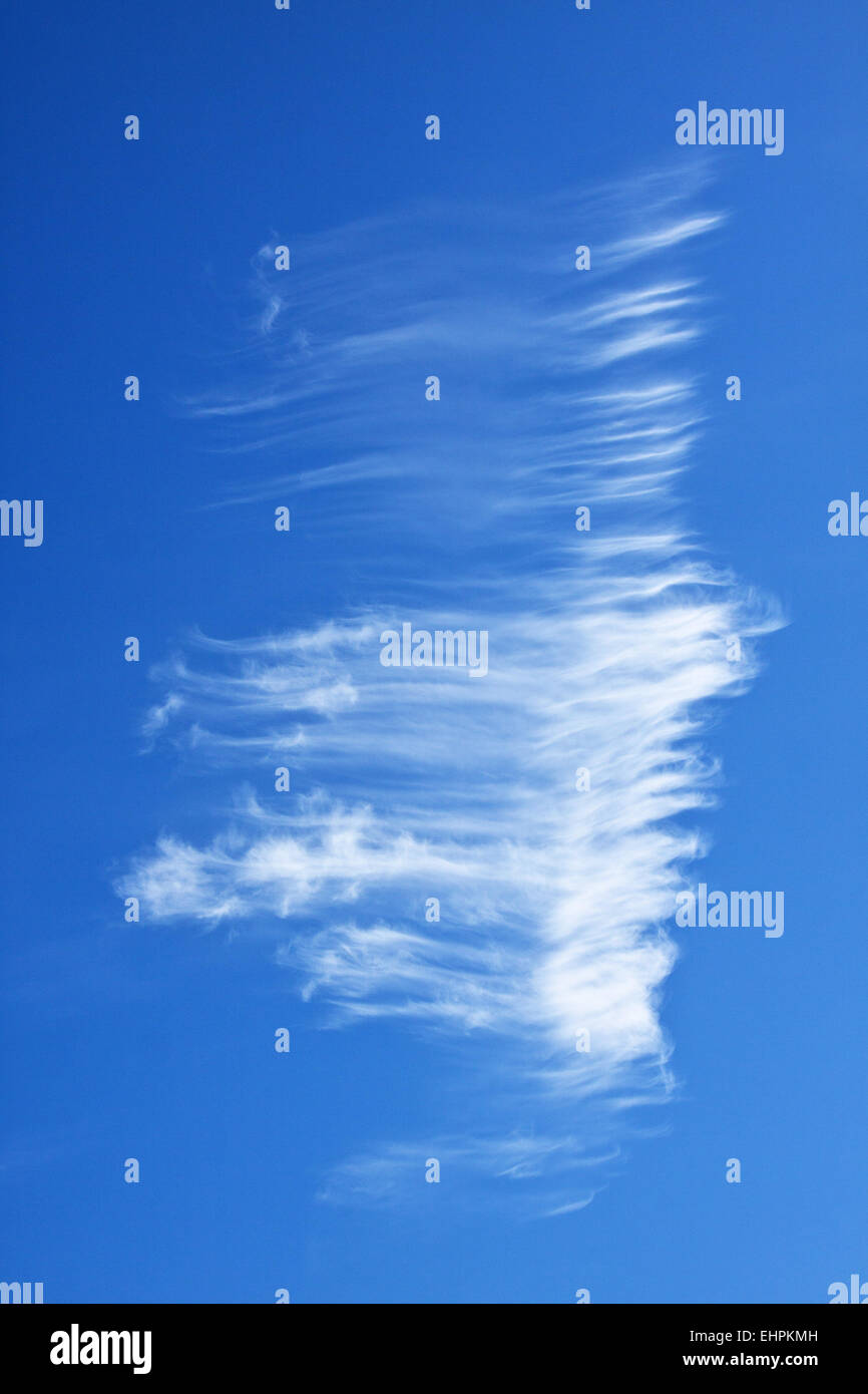 Cirruswolke hi-res stock photography and images - Alamy