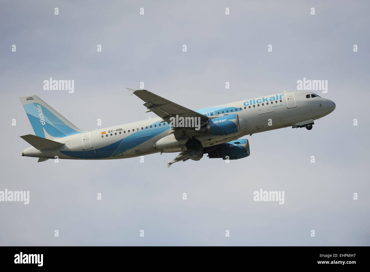 airplane Airbus A 320 while take off Stock Photo - Alamy