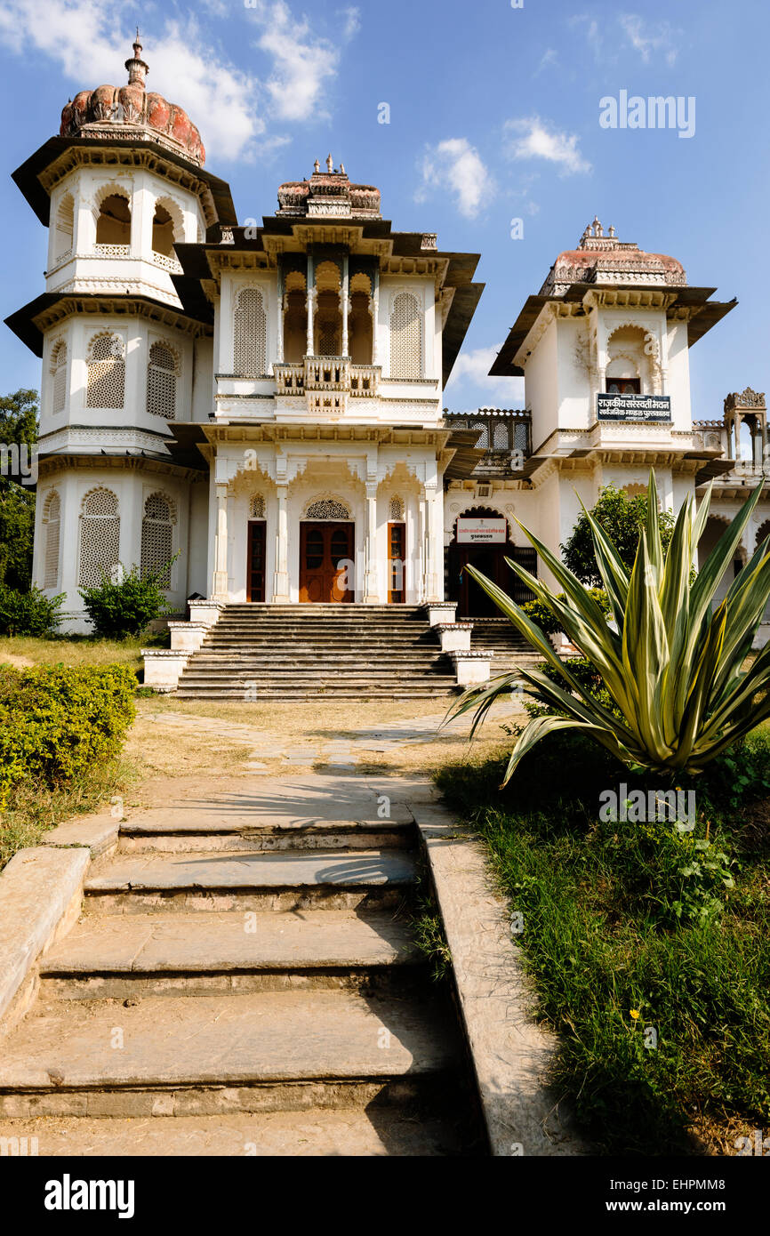 Library india hi-res stock photography and images - Alamy