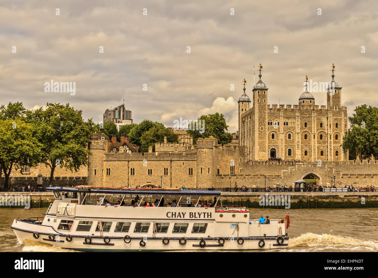 Boat Passing Tower Of London UK Stock Photo - Alamy