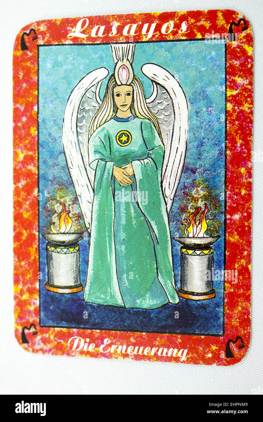 Tarot karten legen hi-res stock photography and images - Alamy