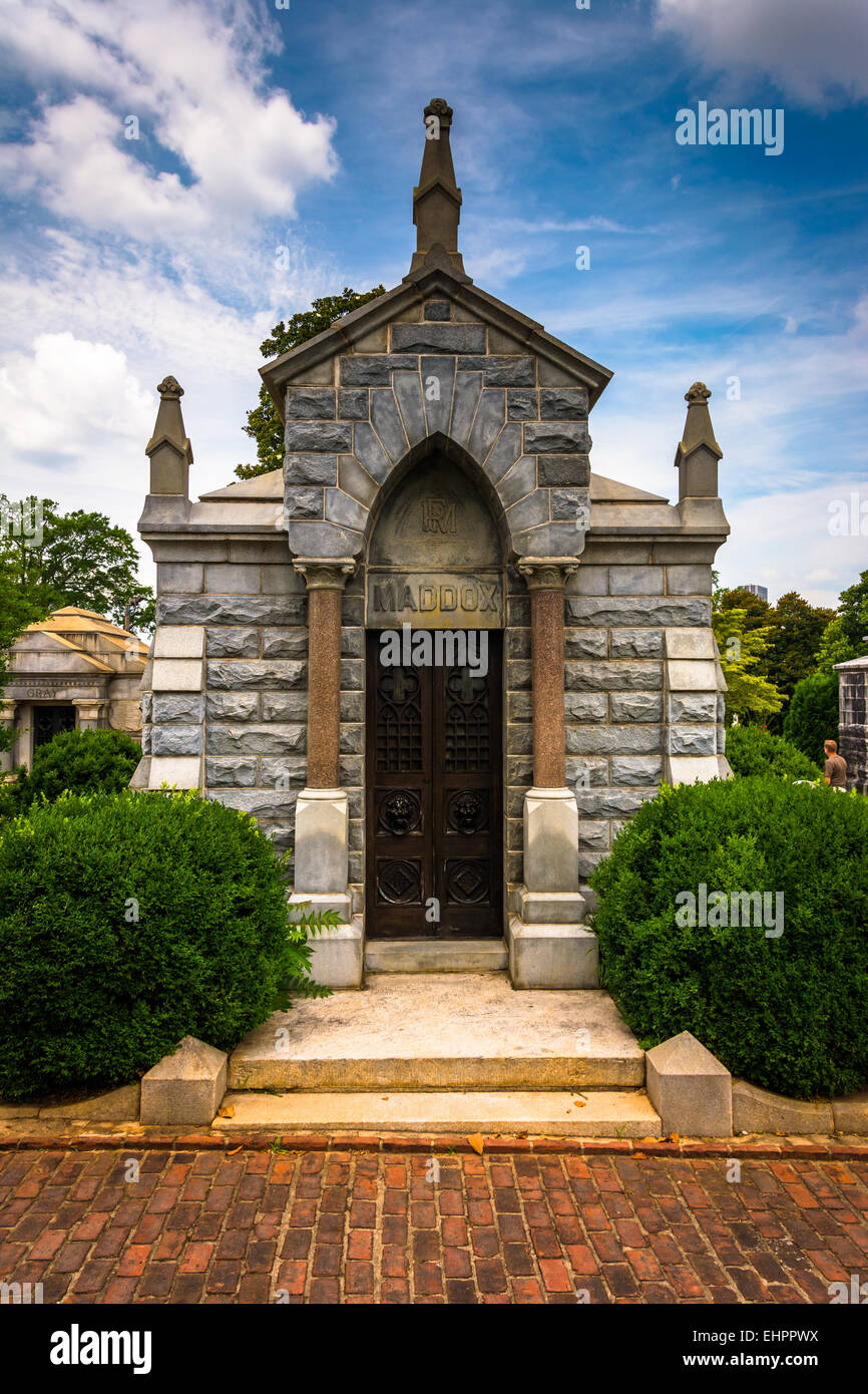 Historic oakland cemetery hi-res stock photography and images - Alamy