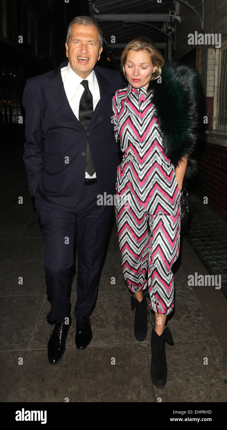 Kate moss mario testino hi-res stock photography and images - Alamy