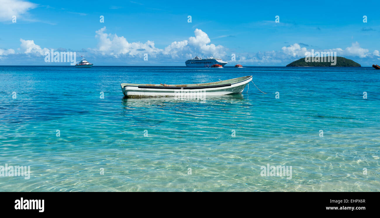Dravuni island beach hi-res stock photography and images - Alamy