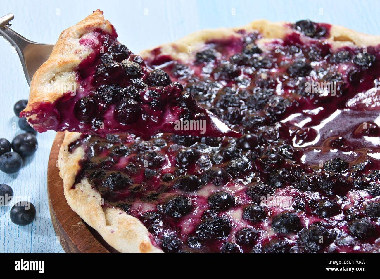 Flaming cakes hi-res stock photography and images - Alamy