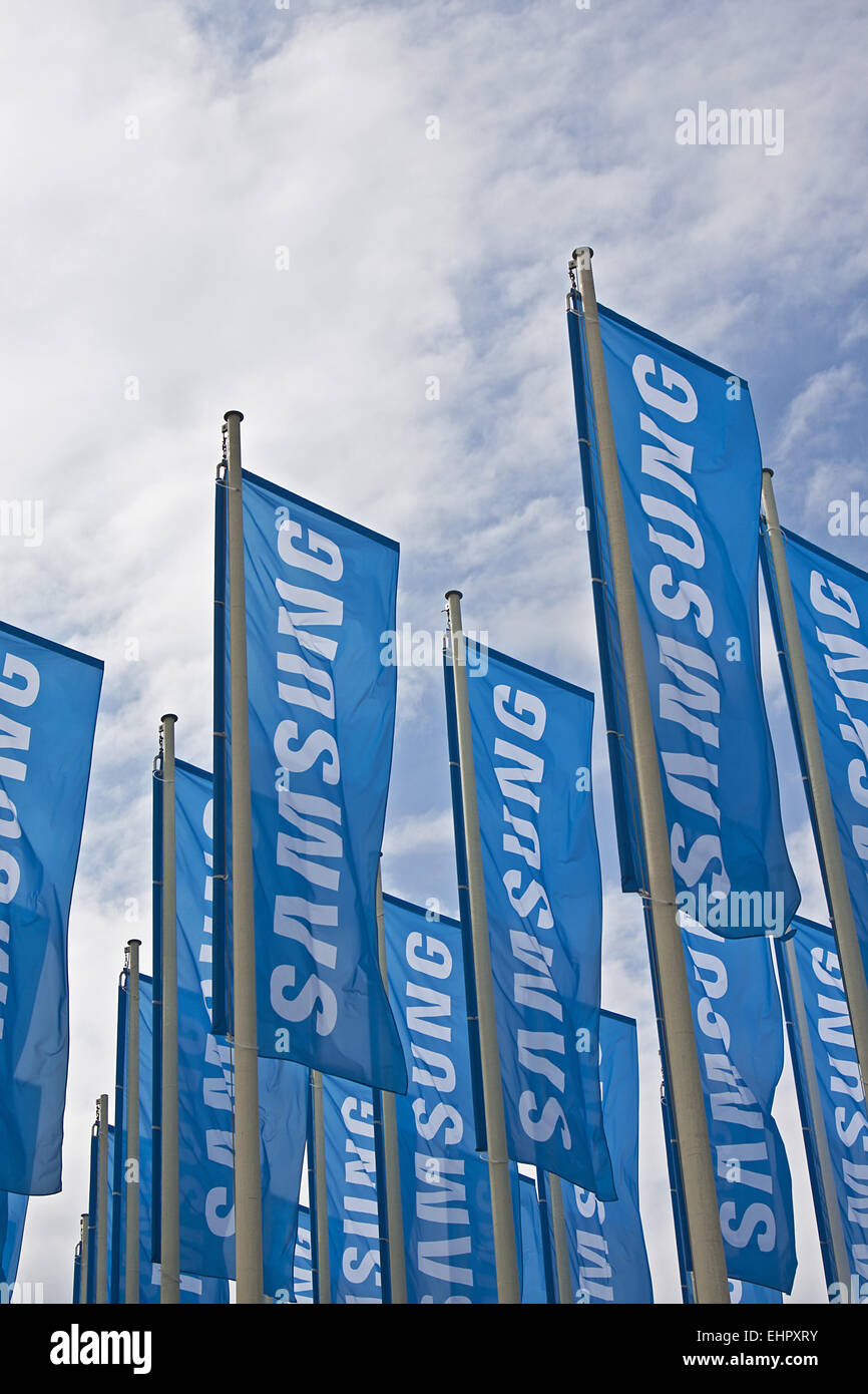 Samsung banner hi-res stock photography and images - Alamy