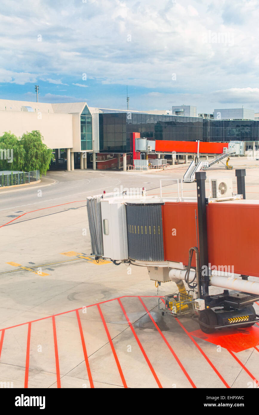 Airport terminal docks. View from outdoors Stock Photo - Alamy