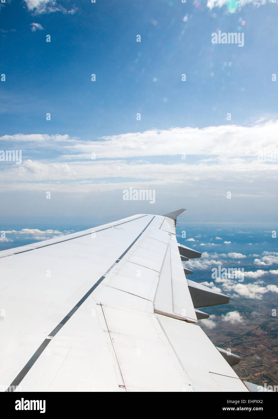View wing from airplane hi-res stock photography and images - Alamy