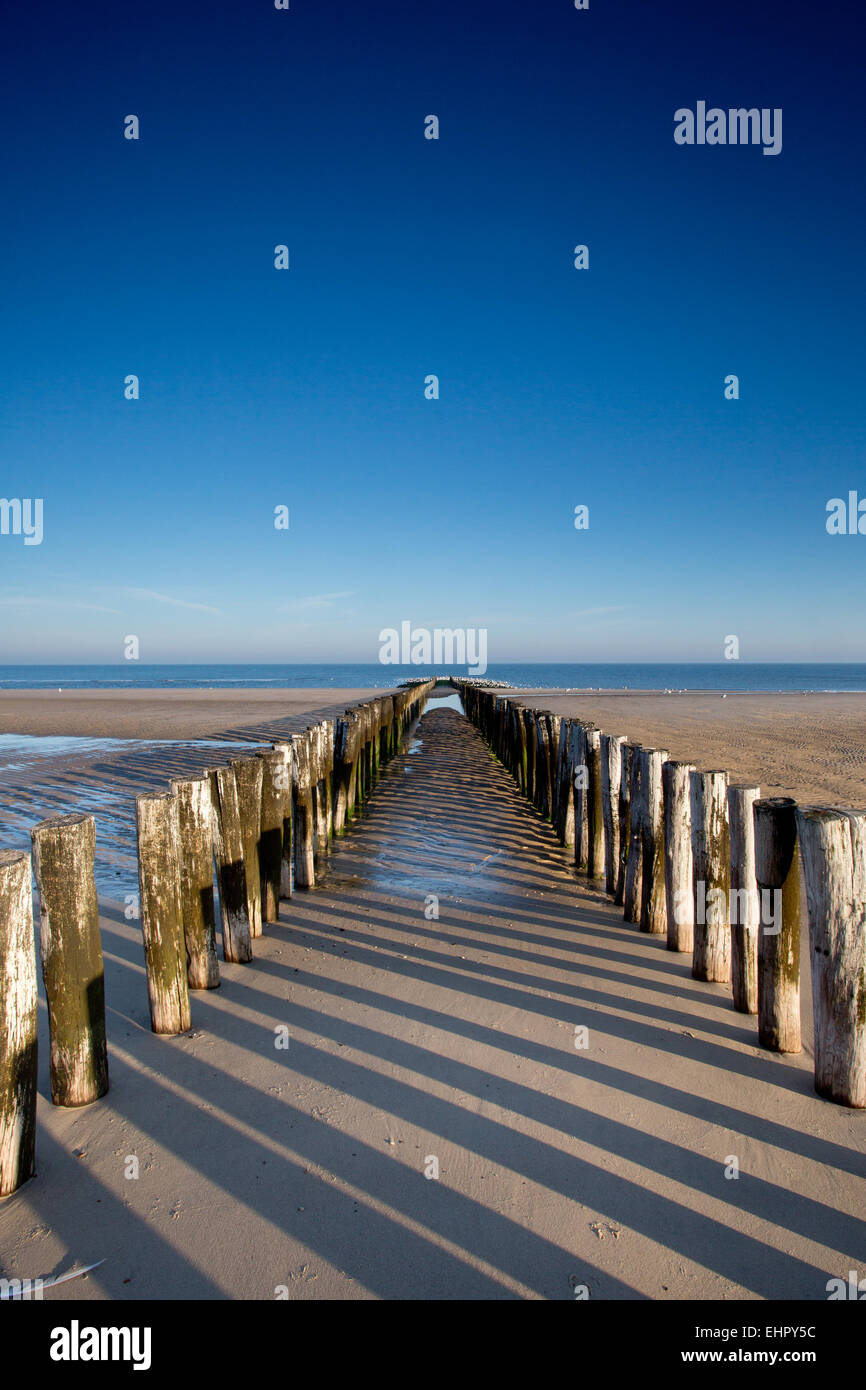 Wave breaker hi-res stock photography and images - Alamy