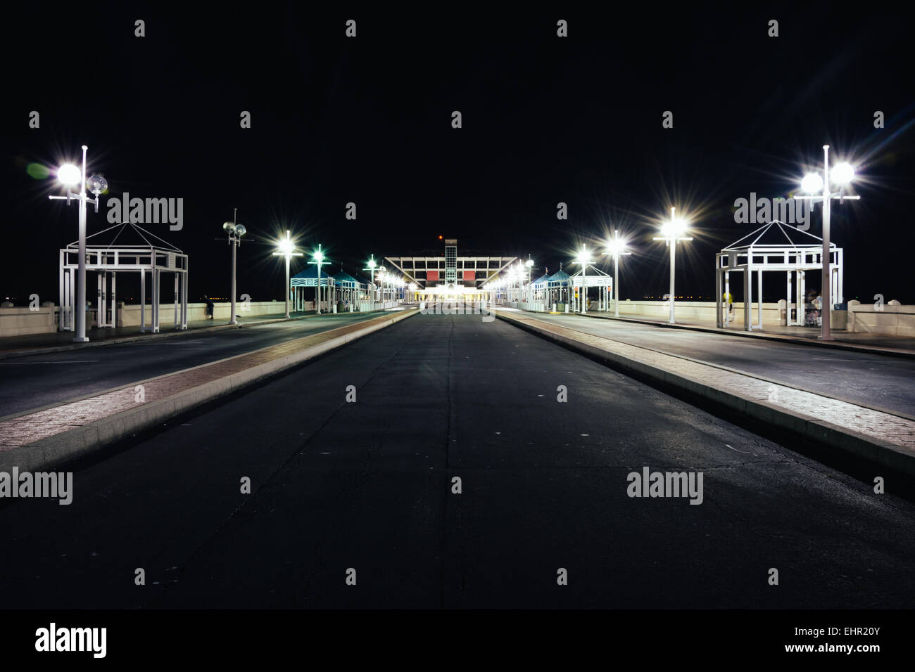The pier at night in Saint Petersburg, Florida Stock Photo - Alamy