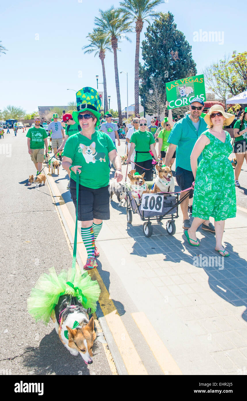 Participants at the annual Saint Patrick's Day Parade in Henderson ...