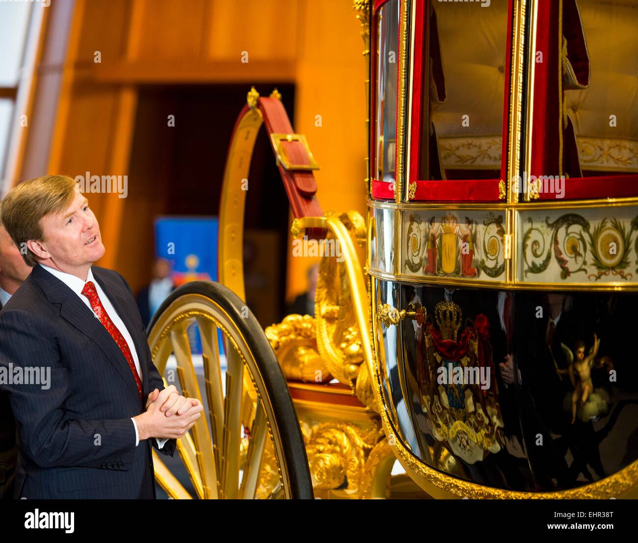 King Willem-Alexander of The Netherlands unveils the restored Glass ...
