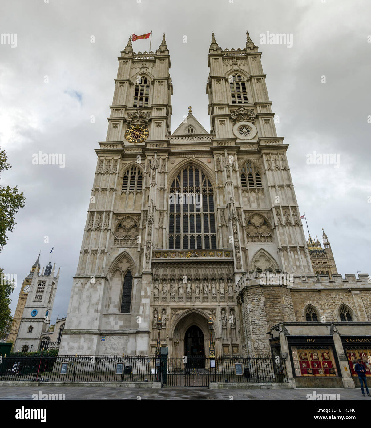 Facade of westminster abbey hi-res stock photography and images - Alamy