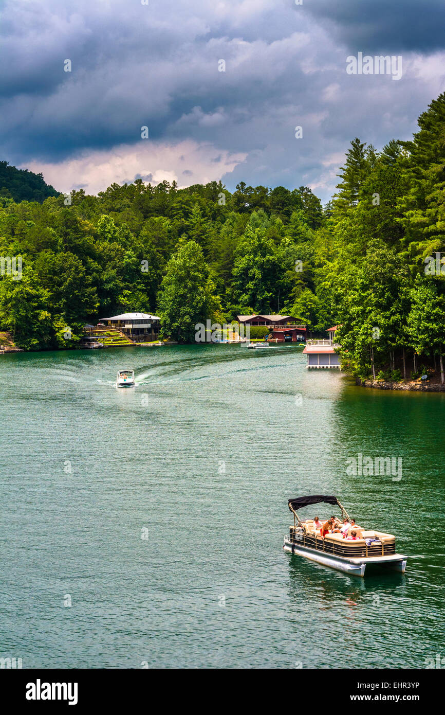 Blue ridge lake georgia hi-res stock photography and images - Alamy