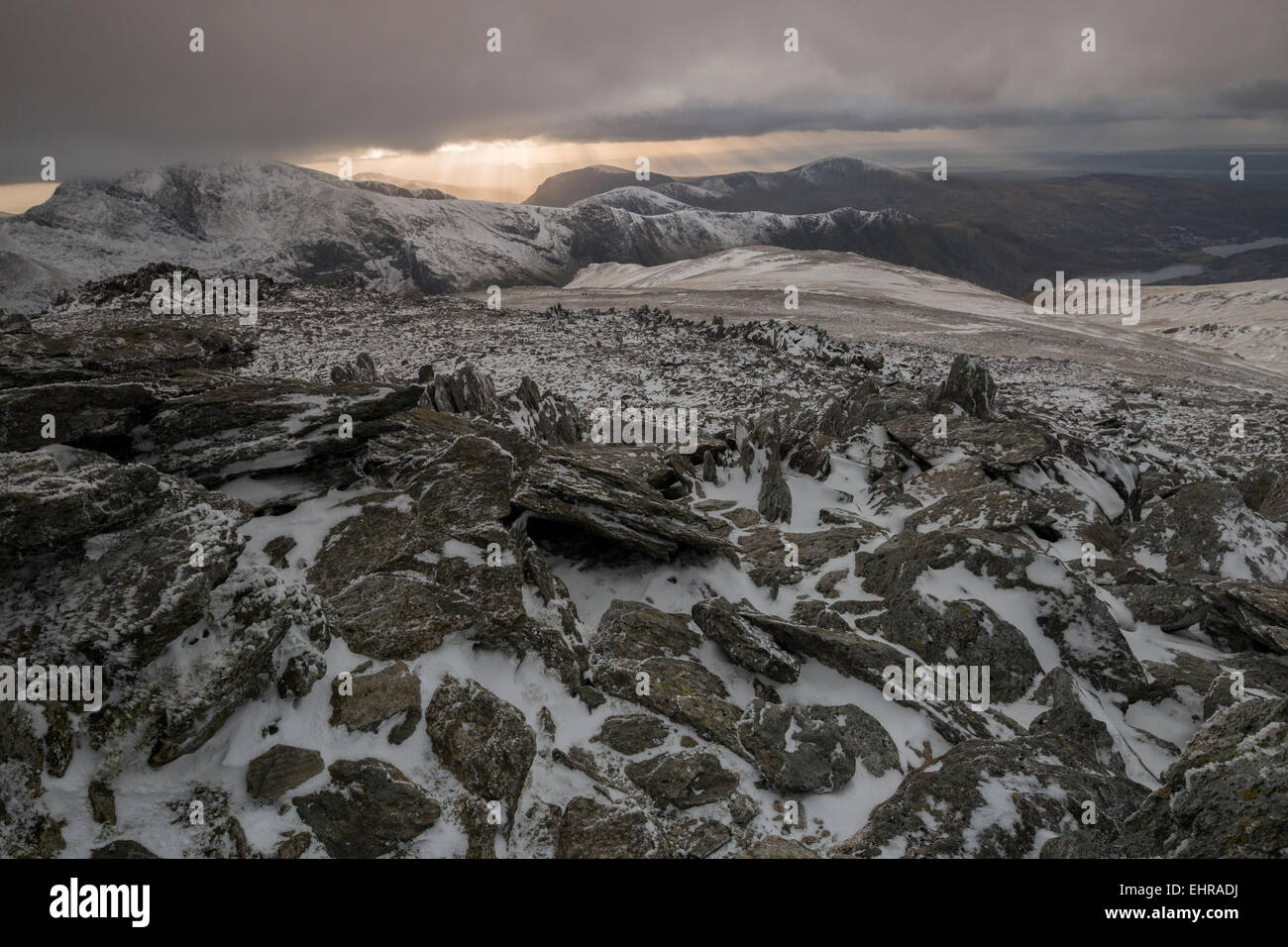 Approaching sunset on Glyder Fawr, Snowdonia National park, Wales, UK ...