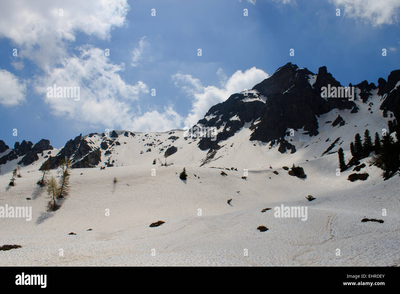 Mountain panorama view snow winter hi-res stock photography and images ...