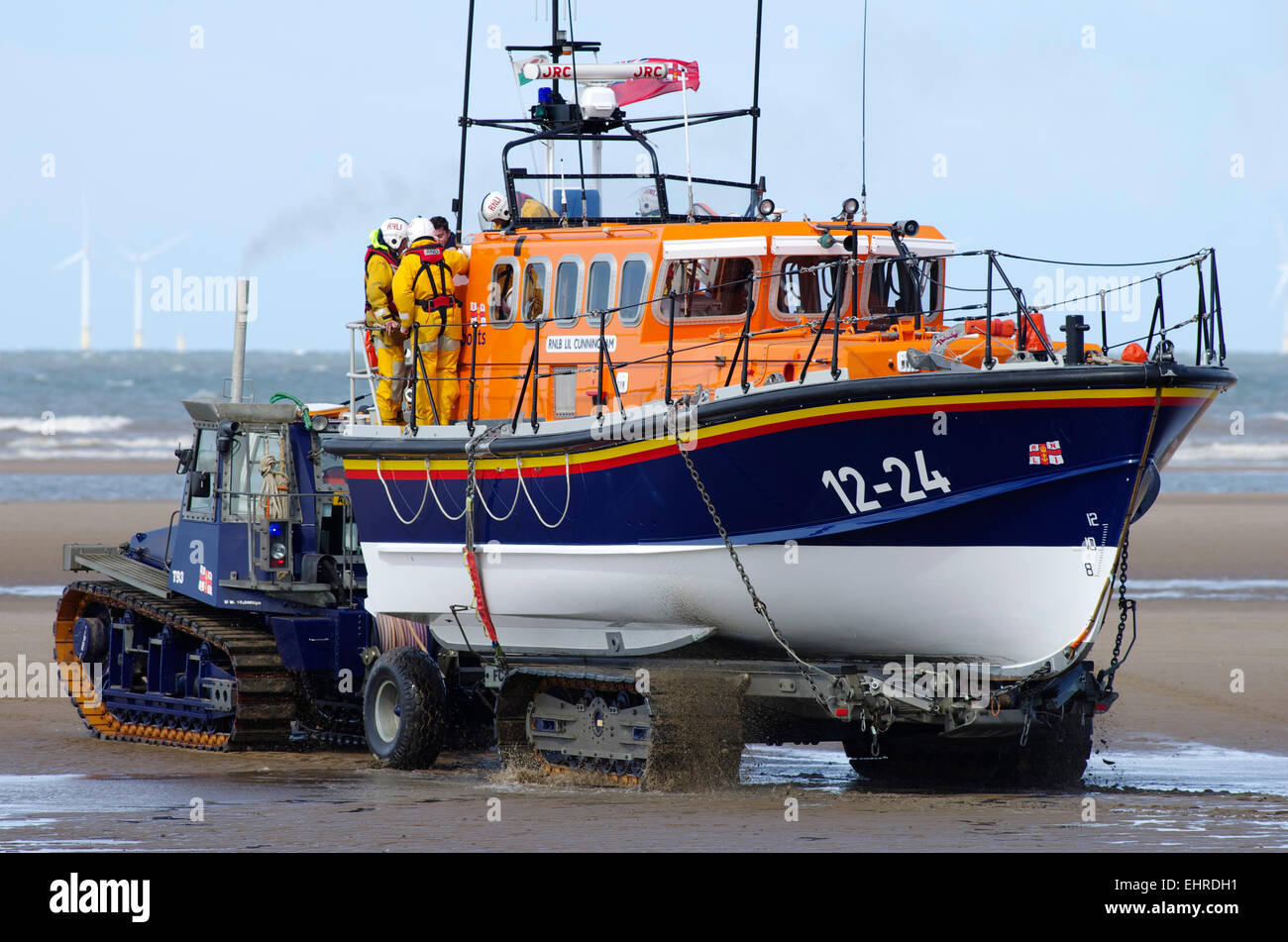 Launching lifeboat hi-res stock photography and images - Alamy