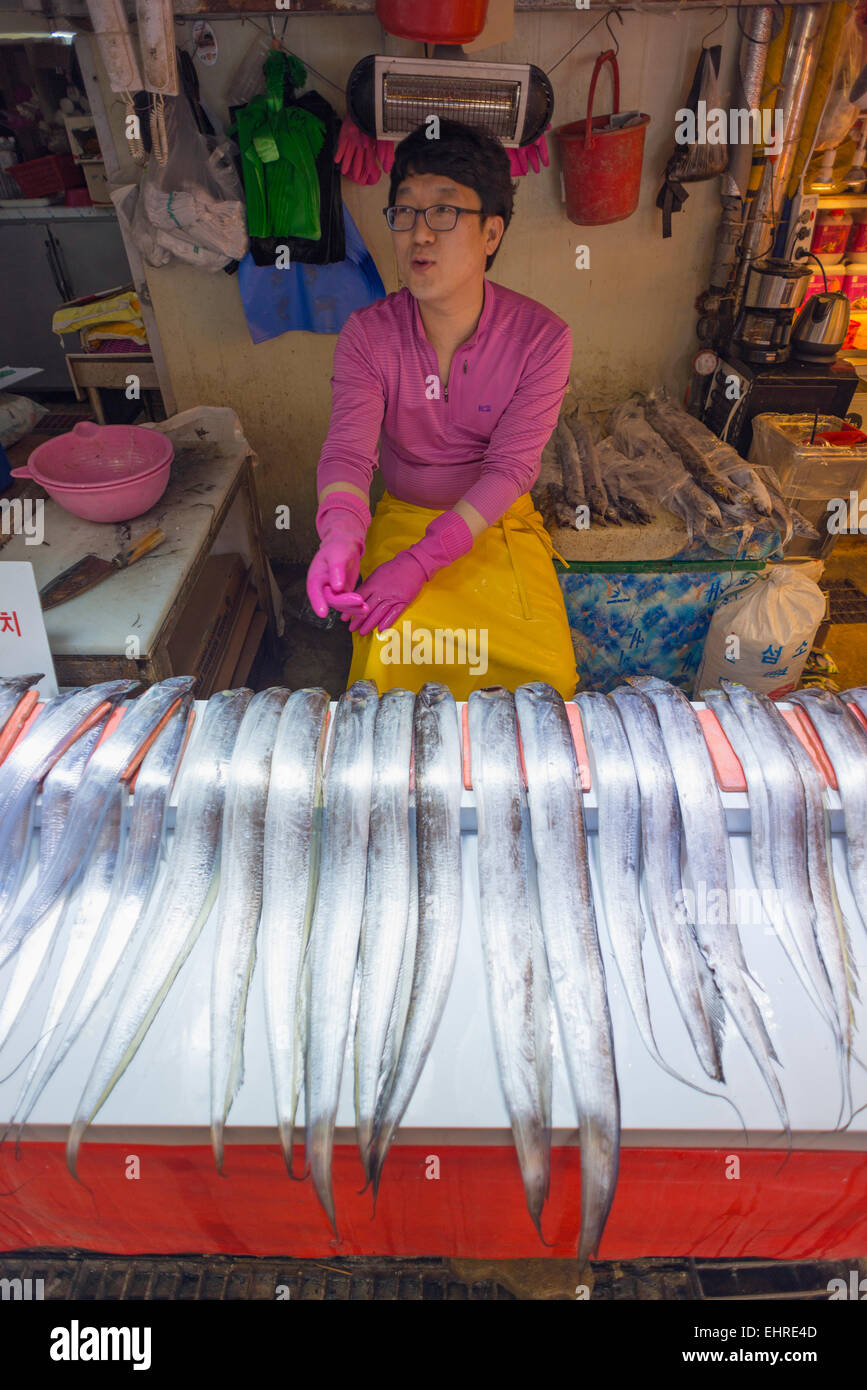 Asia, Republic of Korea, South Korea, Incheon fish market Stock Photo ...