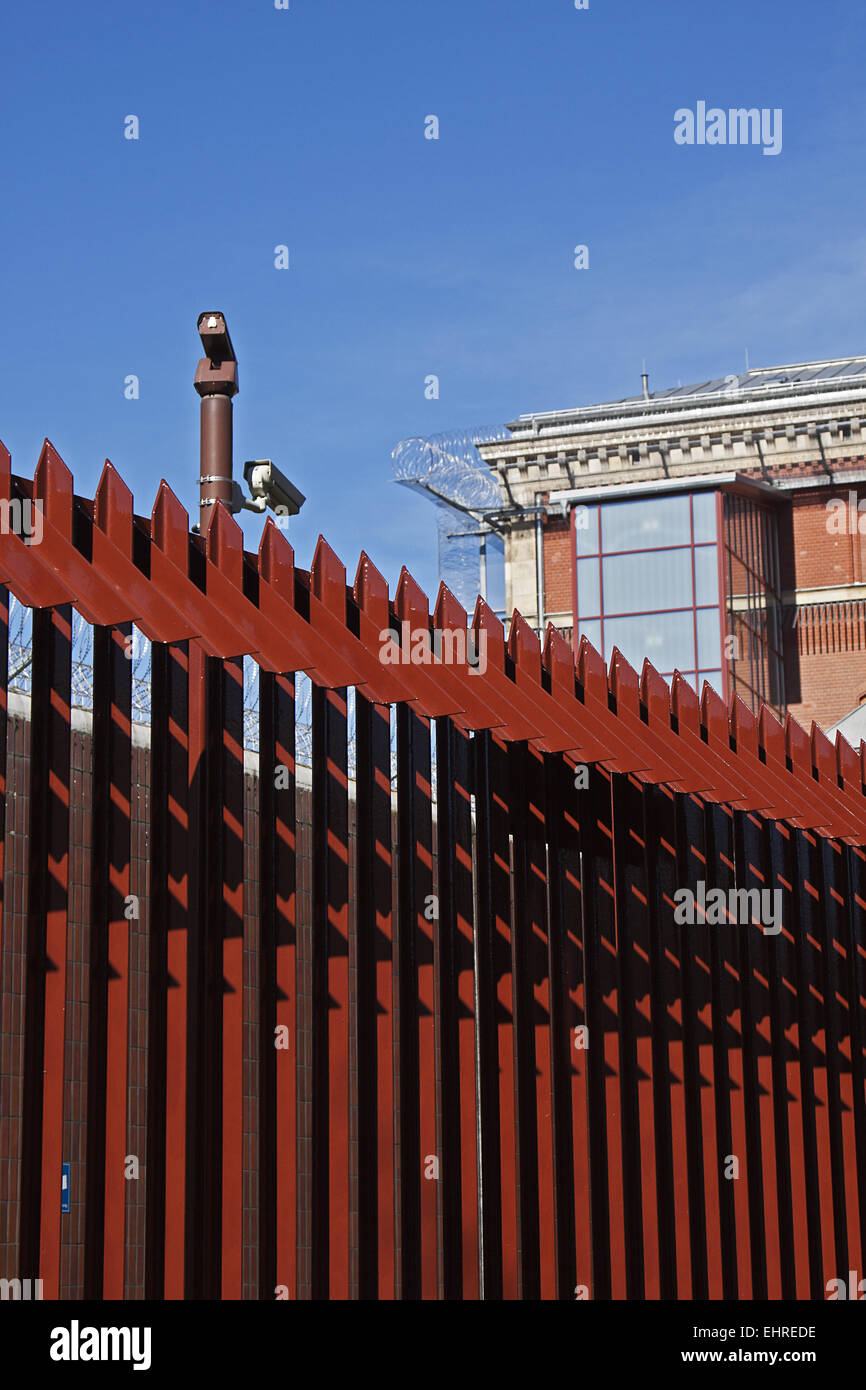 Metropolitan correctional center hi-res stock photography and images ...
