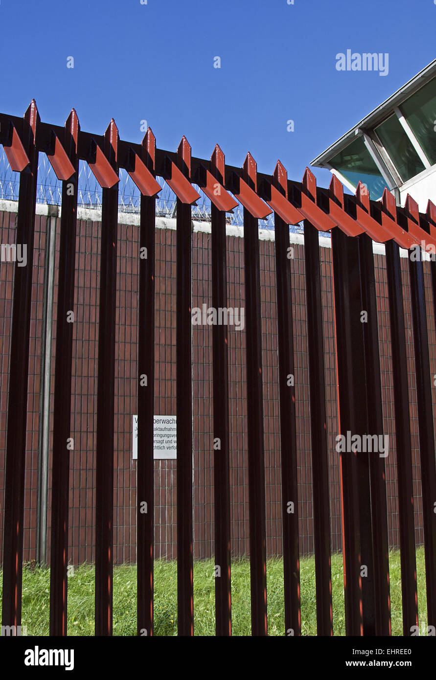 Metropolitan correctional center hi-res stock photography and images ...