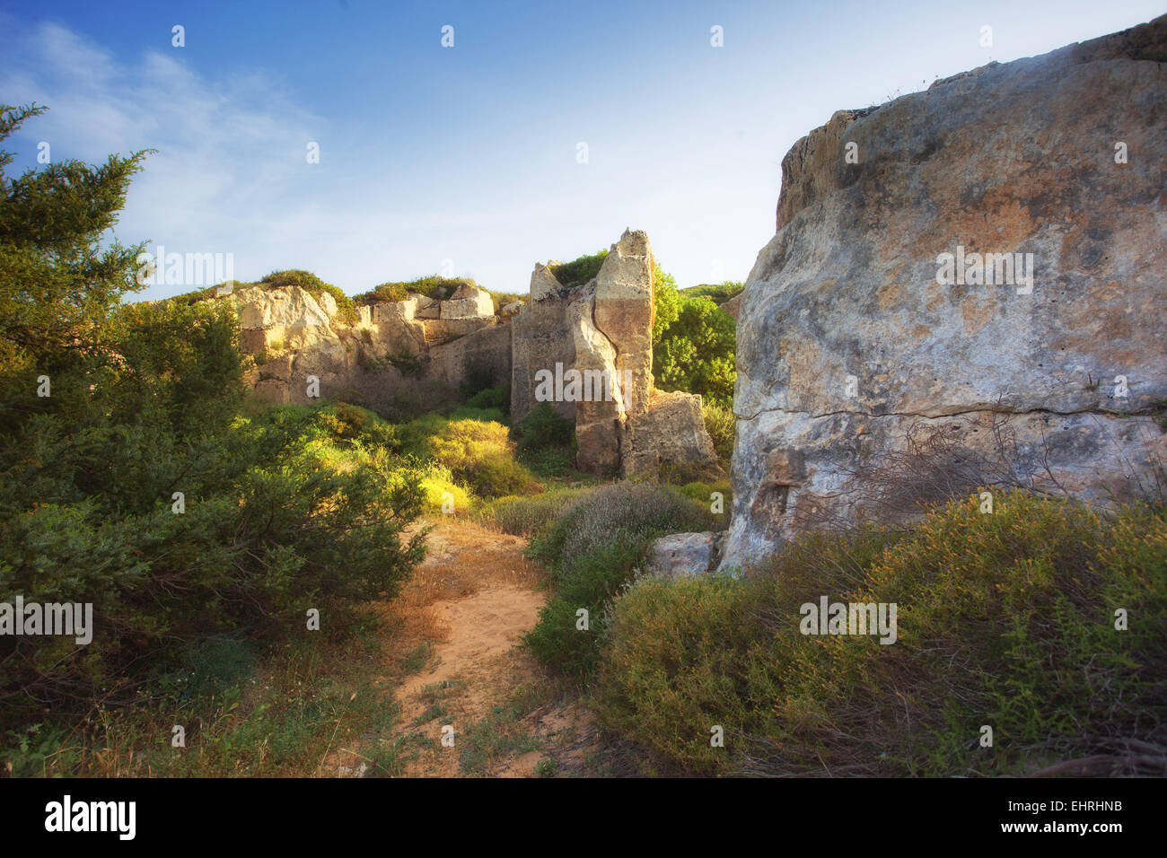 Old stone quarries hi-res stock photography and images - Alamy