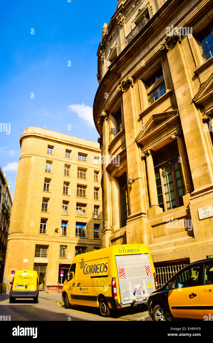 Correos y telegrafos barcelona hi-res stock photography and images - Alamy
