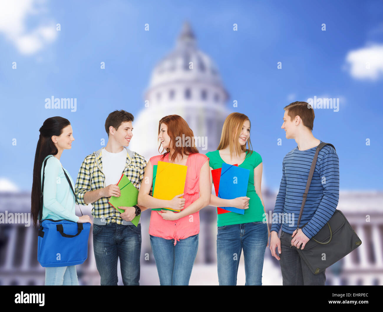 School students group discussion hi-res stock photography and images ...