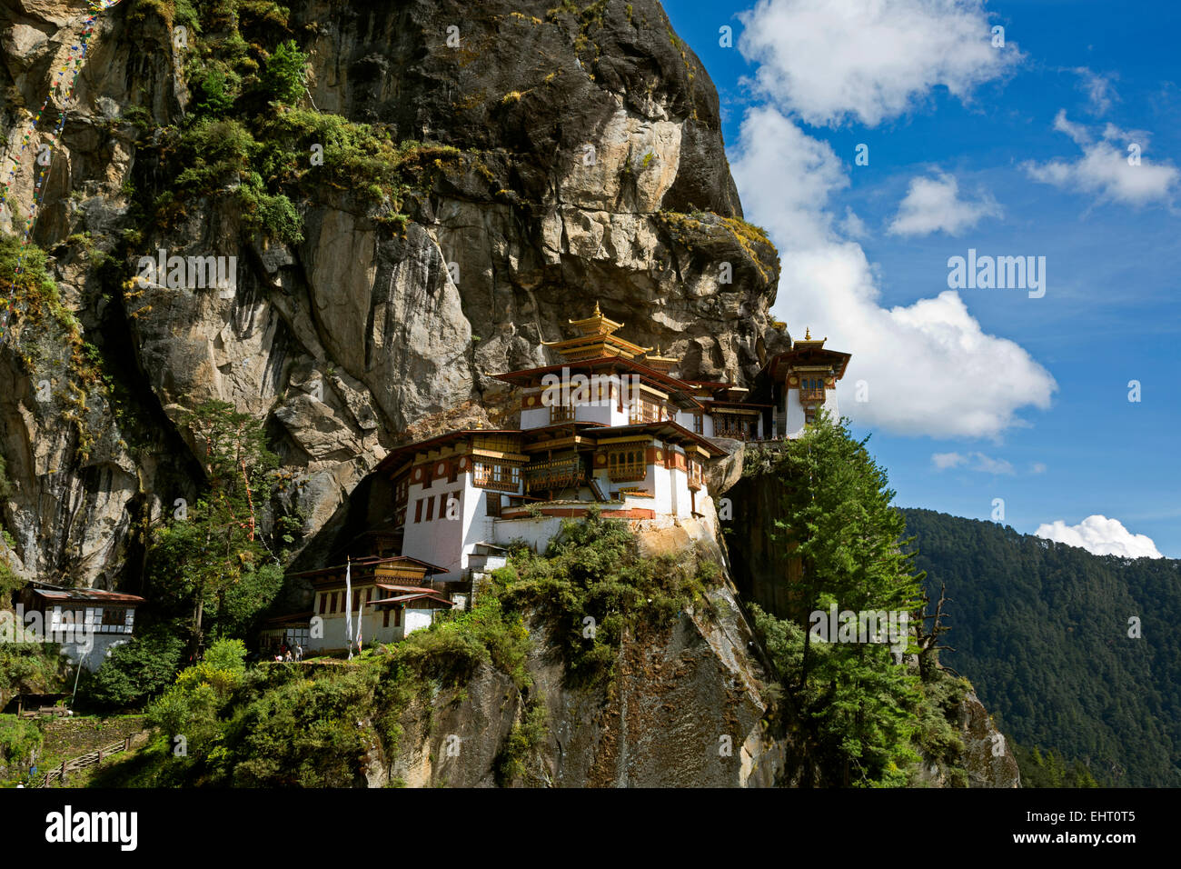 Isolated monastery hi-res stock photography and images - Alamy