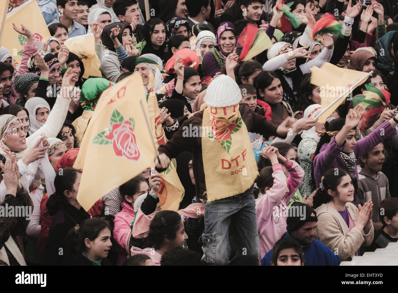 Kurdish march hi-res stock photography and images - Alamy