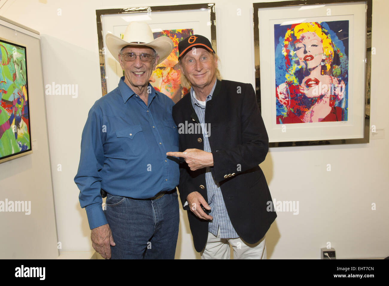 James Francis Gill opens his exhibition with 60 pictures at Udo ...