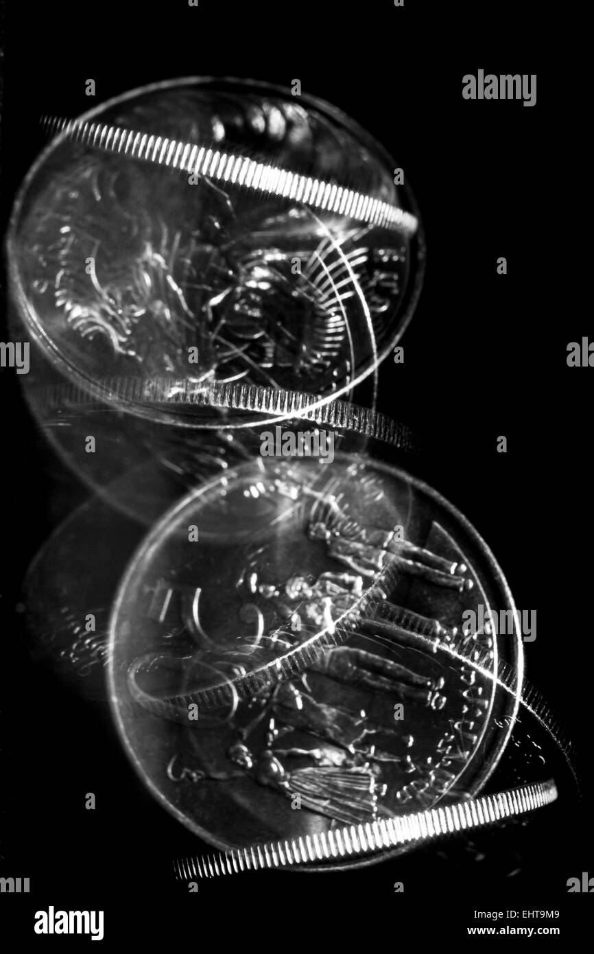 Coin spinning motion hi-res stock photography and images - Alamy