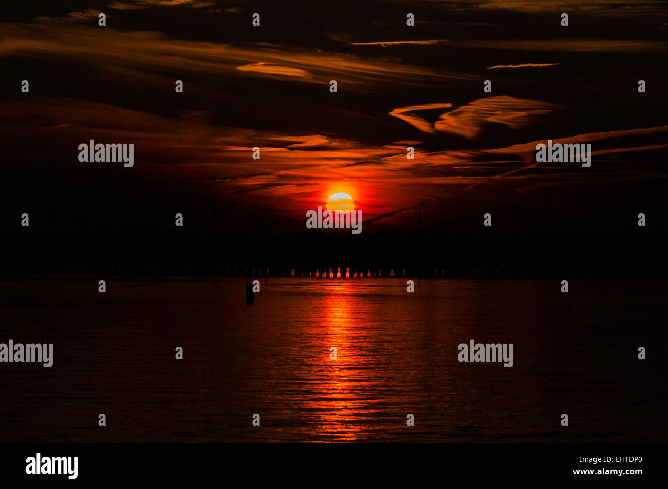Beautiful winter sunset over the Isle of Wight Bay, from Ocean City ...