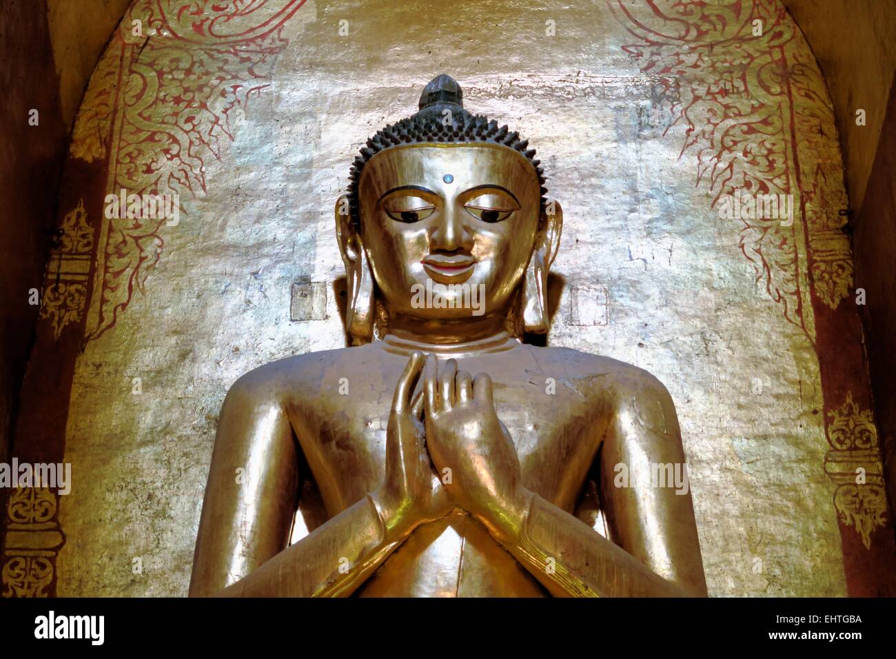 Buddhist altar decoration hi-res stock photography and images - Alamy