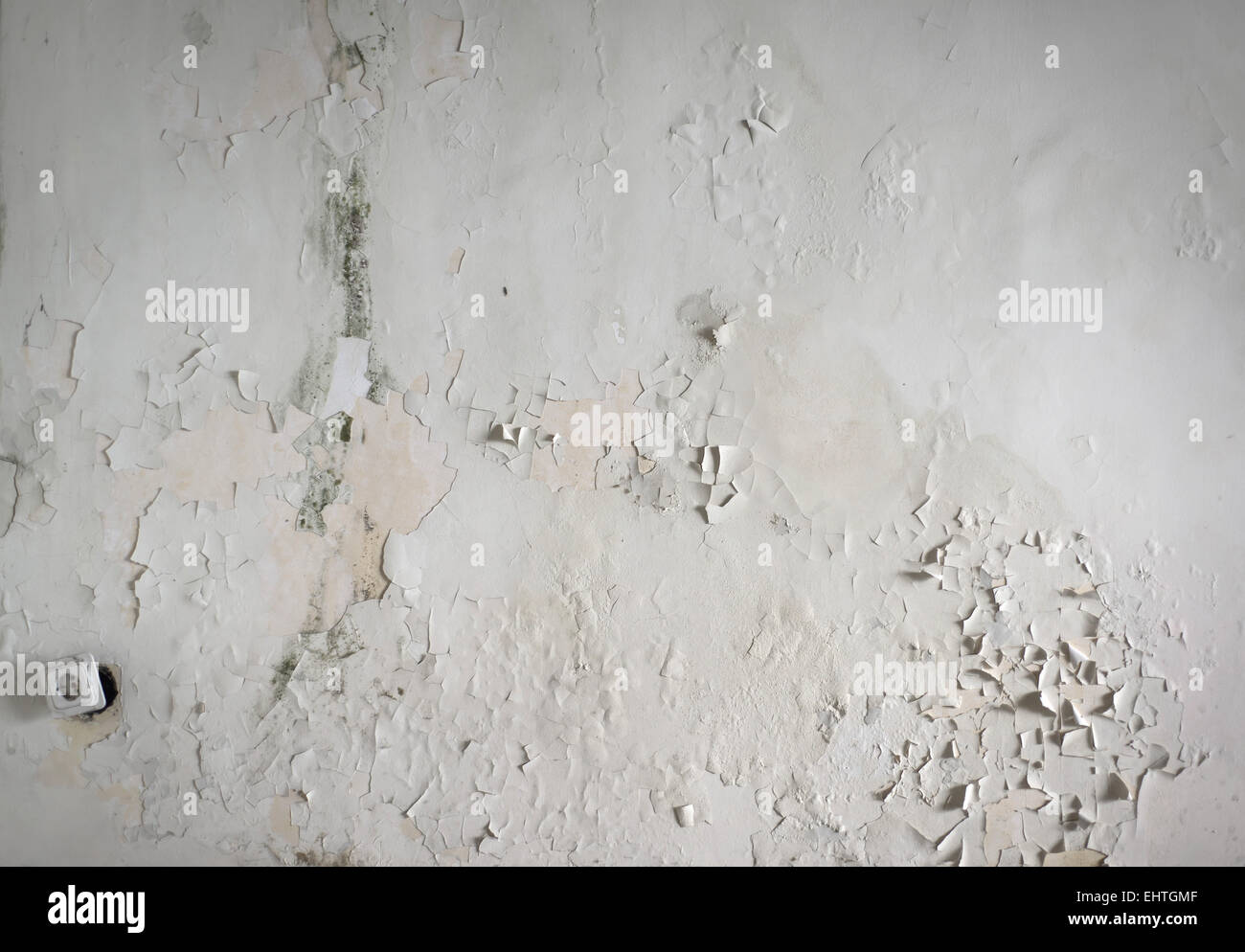Peeling wall hi-res stock photography and images - Alamy