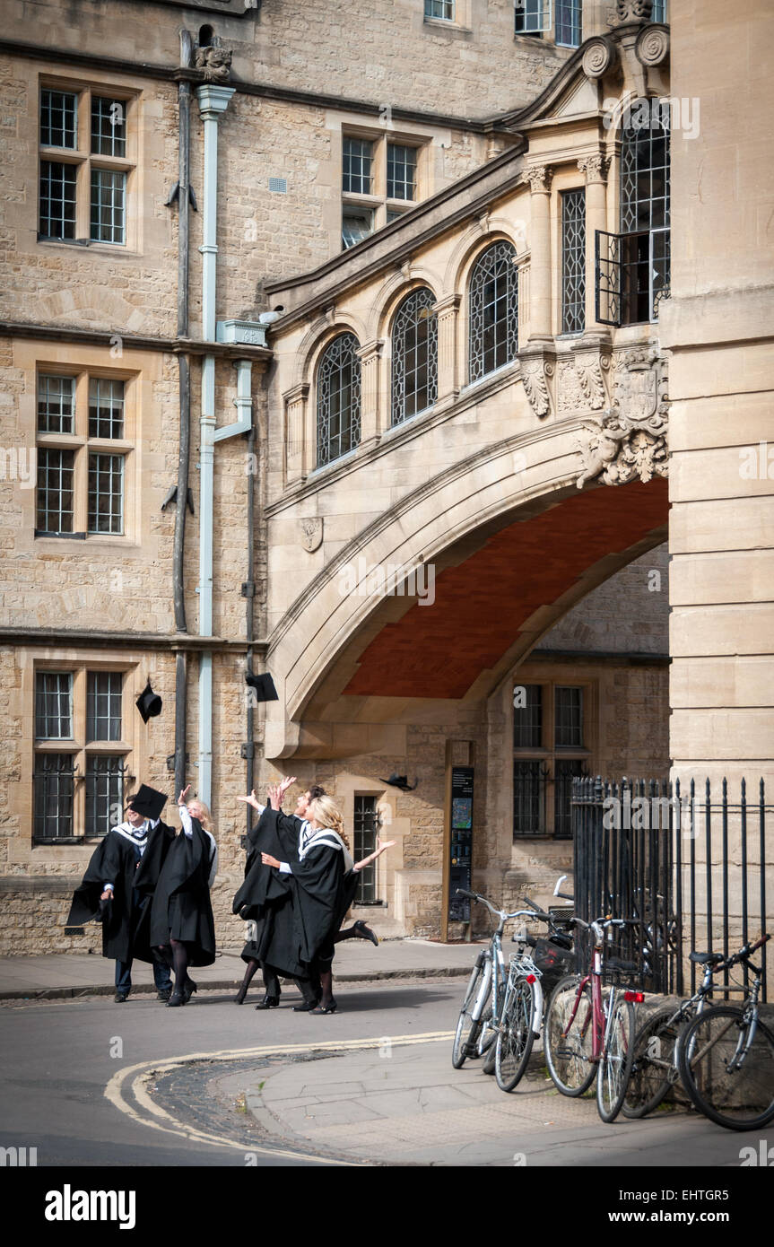 Oxford student life hi-res stock photography and images - Alamy