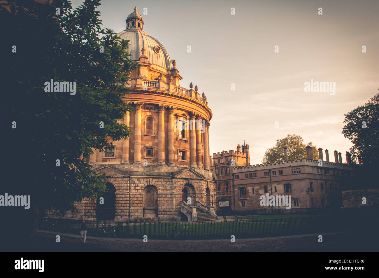Oxford university sunset hi-res stock photography and images - Alamy