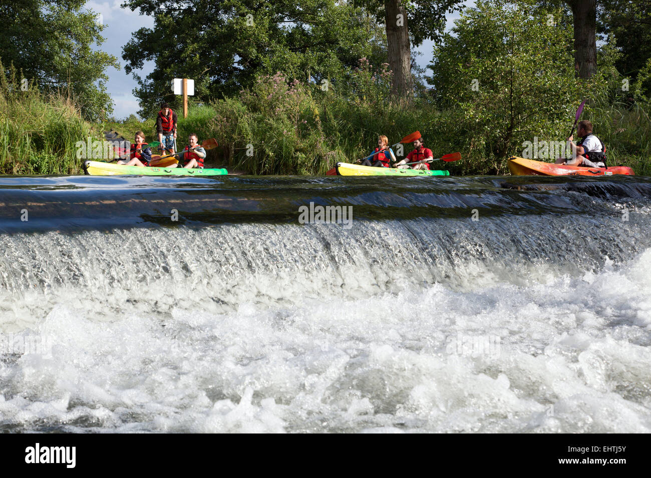 Kayaking france rapid hi-res stock photography and images - Alamy