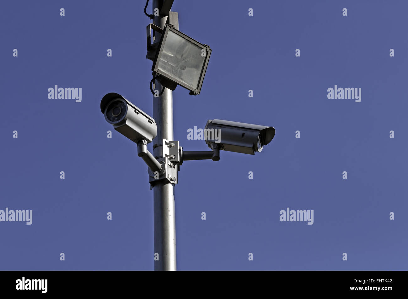Video security cameras hi-res stock photography and images - Alamy