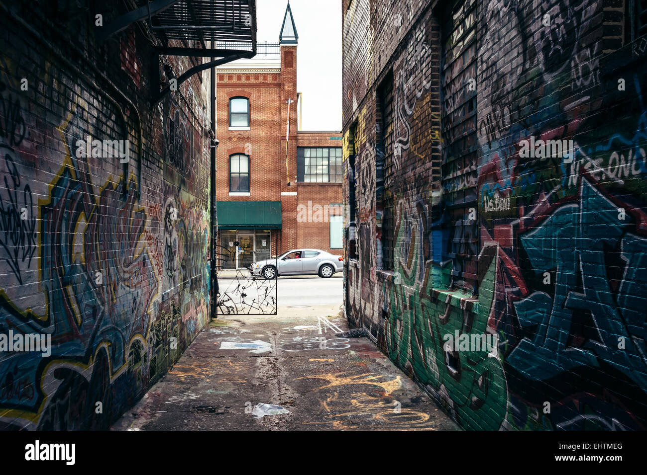 Graffiti Alley and Howard Street in Baltimore, Maryland Stock Photo - Alamy