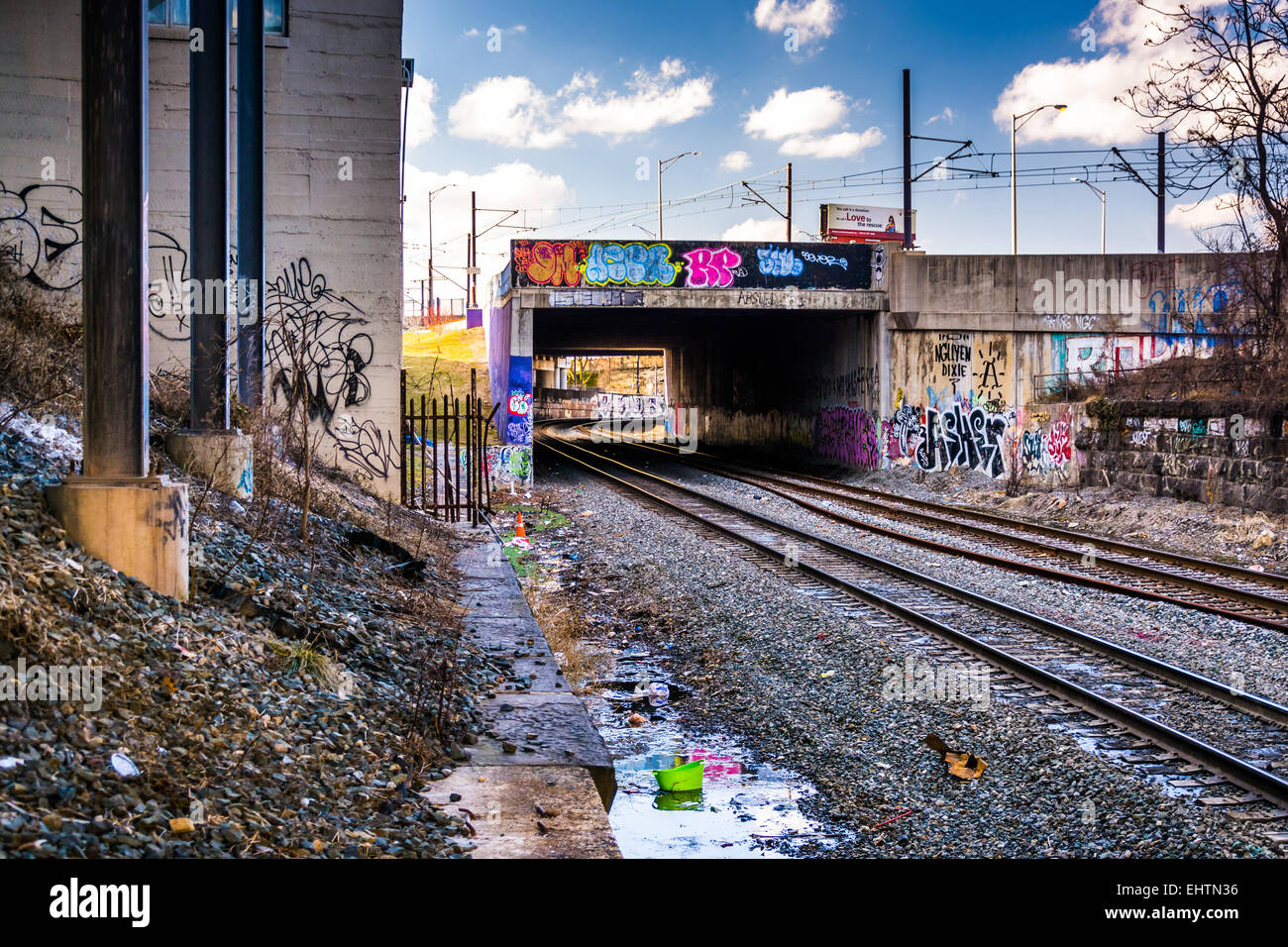 Graffiti on the bridge hi-res stock photography and images - Alamy