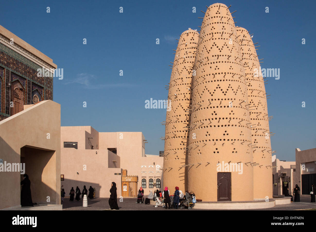 Persian performance hi-res stock photography and images - Alamy