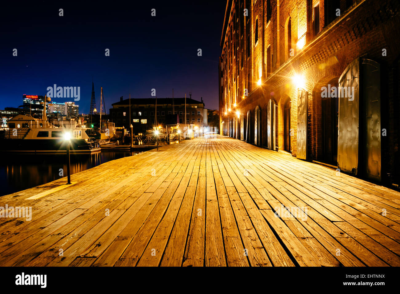 Baltimore fells point hi-res stock photography and images - Alamy