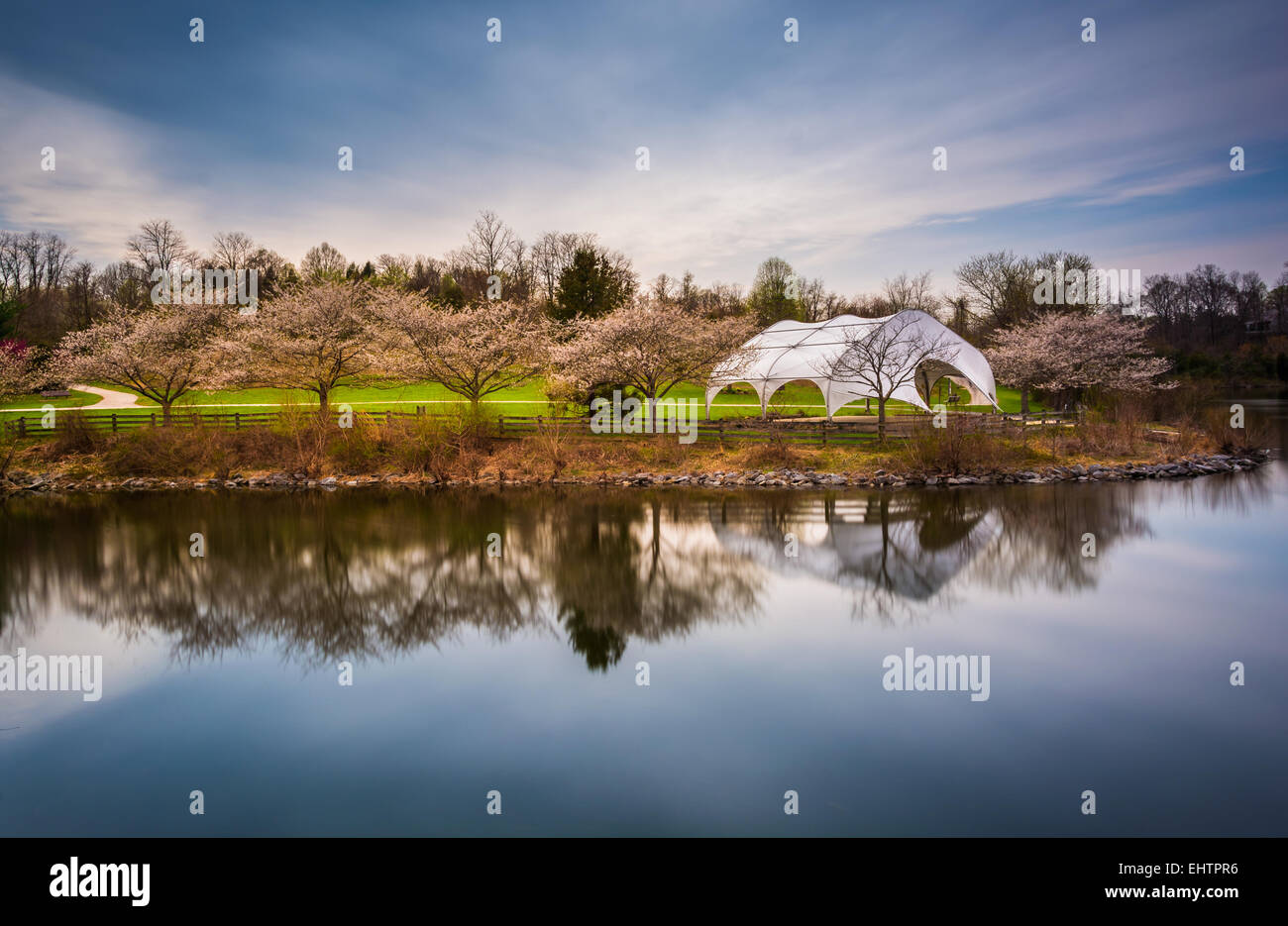 Long exposure of Centennial Lake, at Centennial Park in Columbia ...