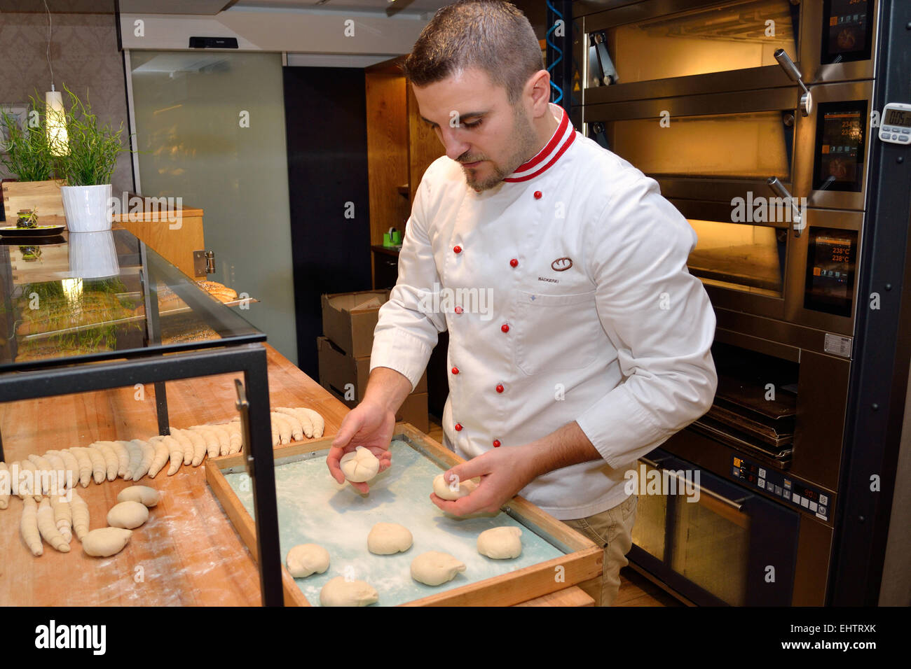 Master baker in the bakery Stock Photo - Alamy