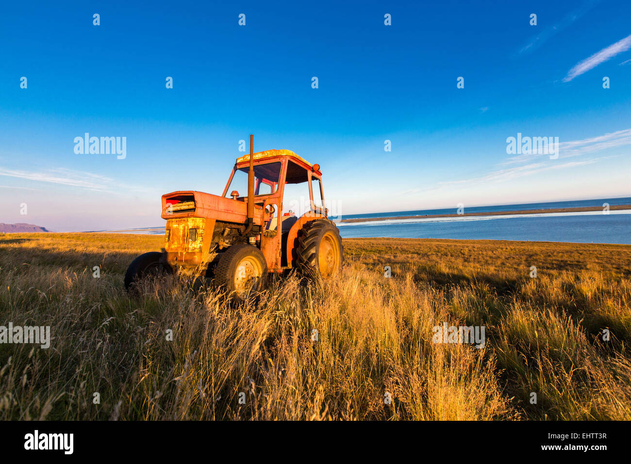 Tractor journey hi-res stock photography and images - Alamy
