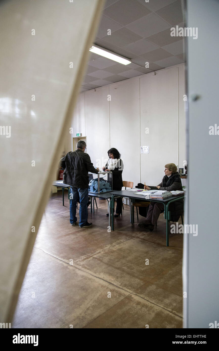 VOTING IN FRANCE - MUNICIPAL ELECTIONS Stock Photo - Alamy