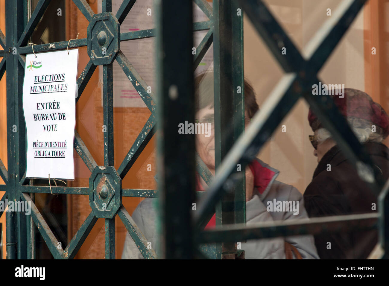 VOTING IN FRANCE - MUNICIPAL ELECTIONS Stock Photo - Alamy