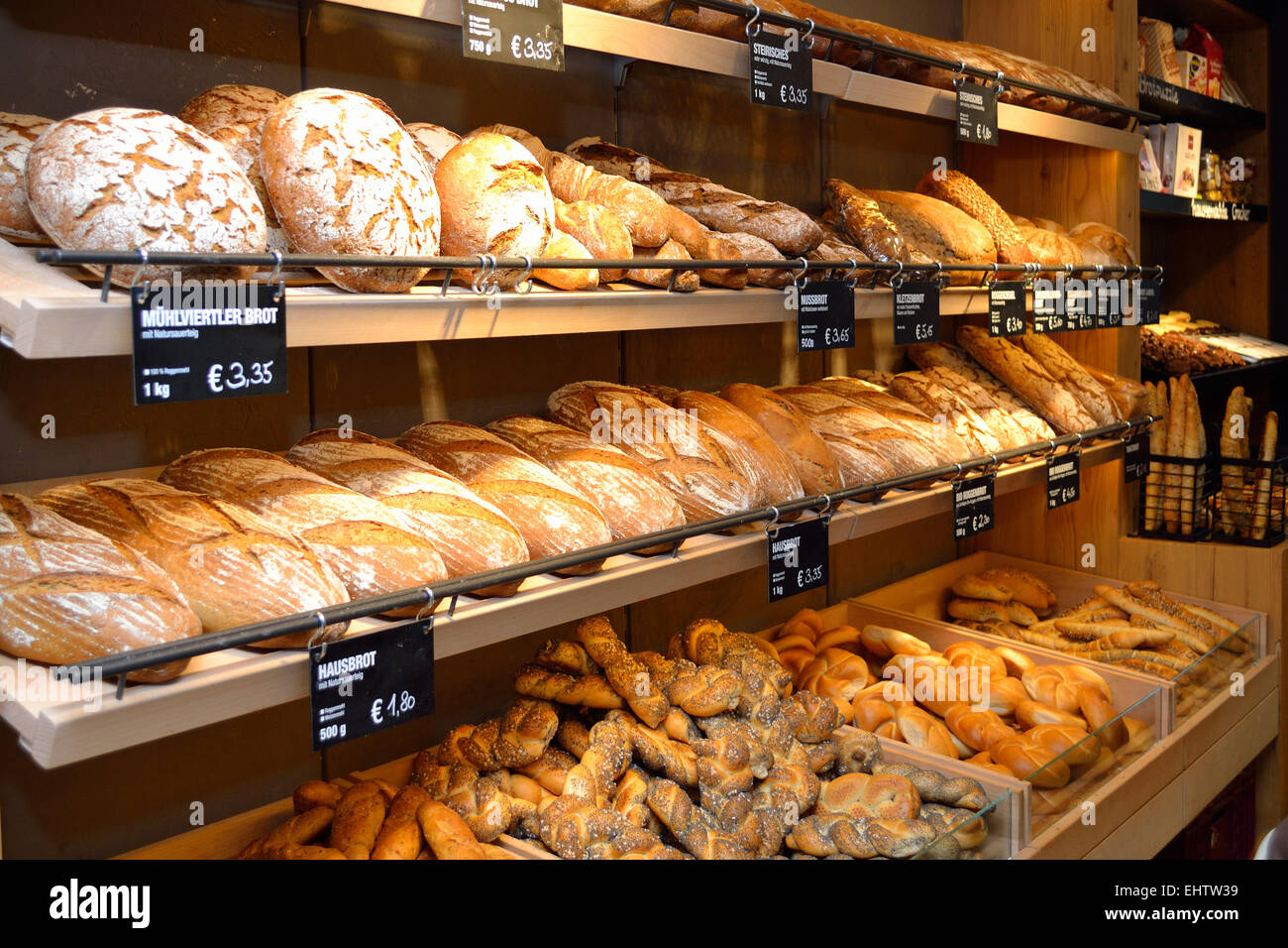 Pastries and bread hi-res stock photography and images - Alamy