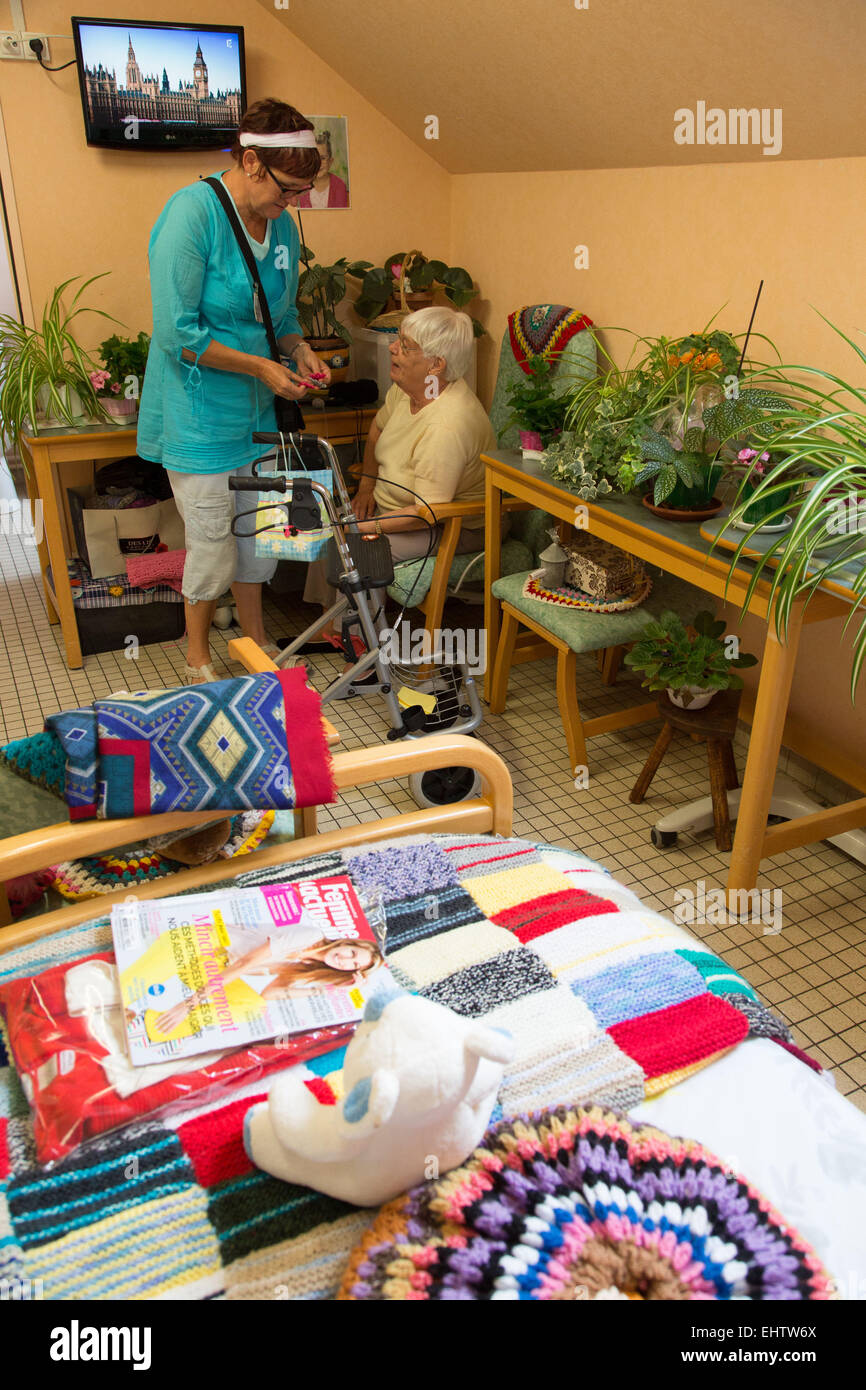 EHPAD, RETIREMENT HOME, FRANCE Stock Photo - Alamy